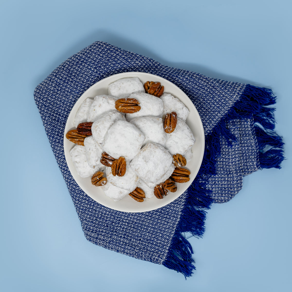 2 Pecan Meltaway Gourmet Cookie Tins, 4lbs – Little Dutch Boy Bakery